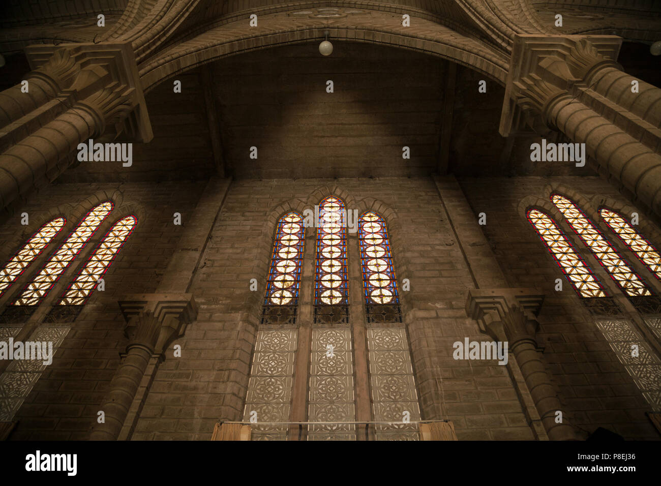 Gothic columns Banque de photographies et d’images à haute résolution ...