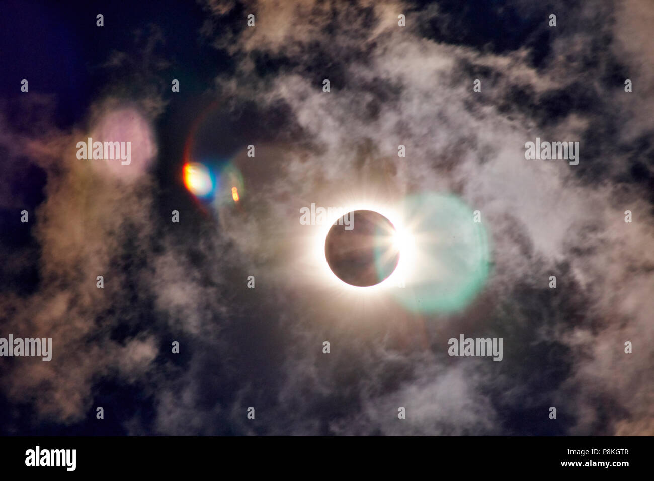éclipse totale Banque de photographies et d’images à haute résolution ...