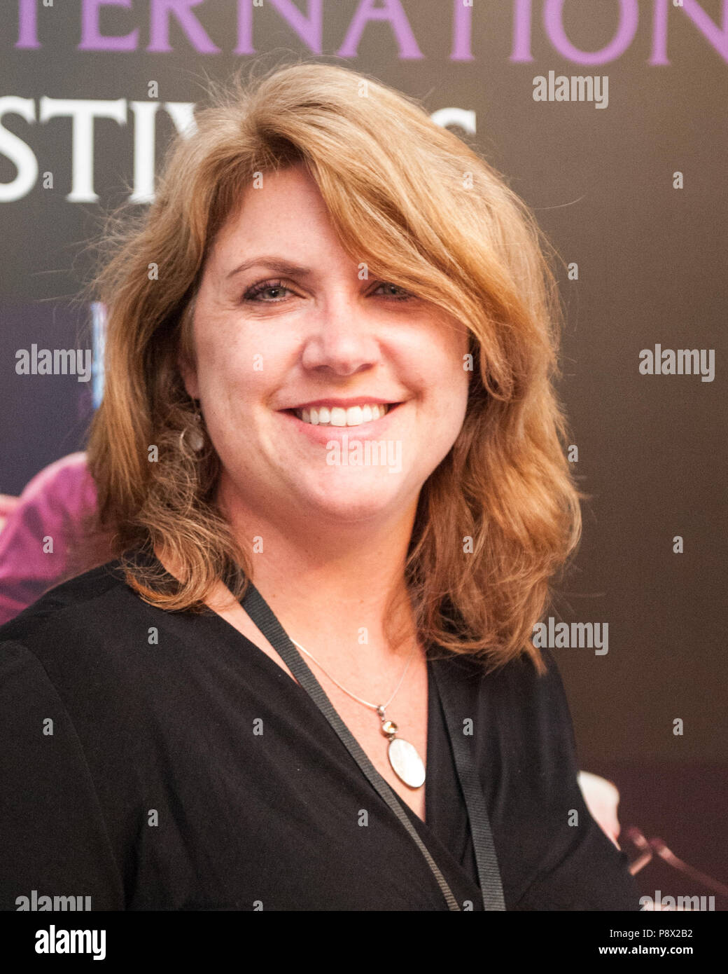 Lisa gardner Banque de photographies et d’images à haute résolution - Alamy