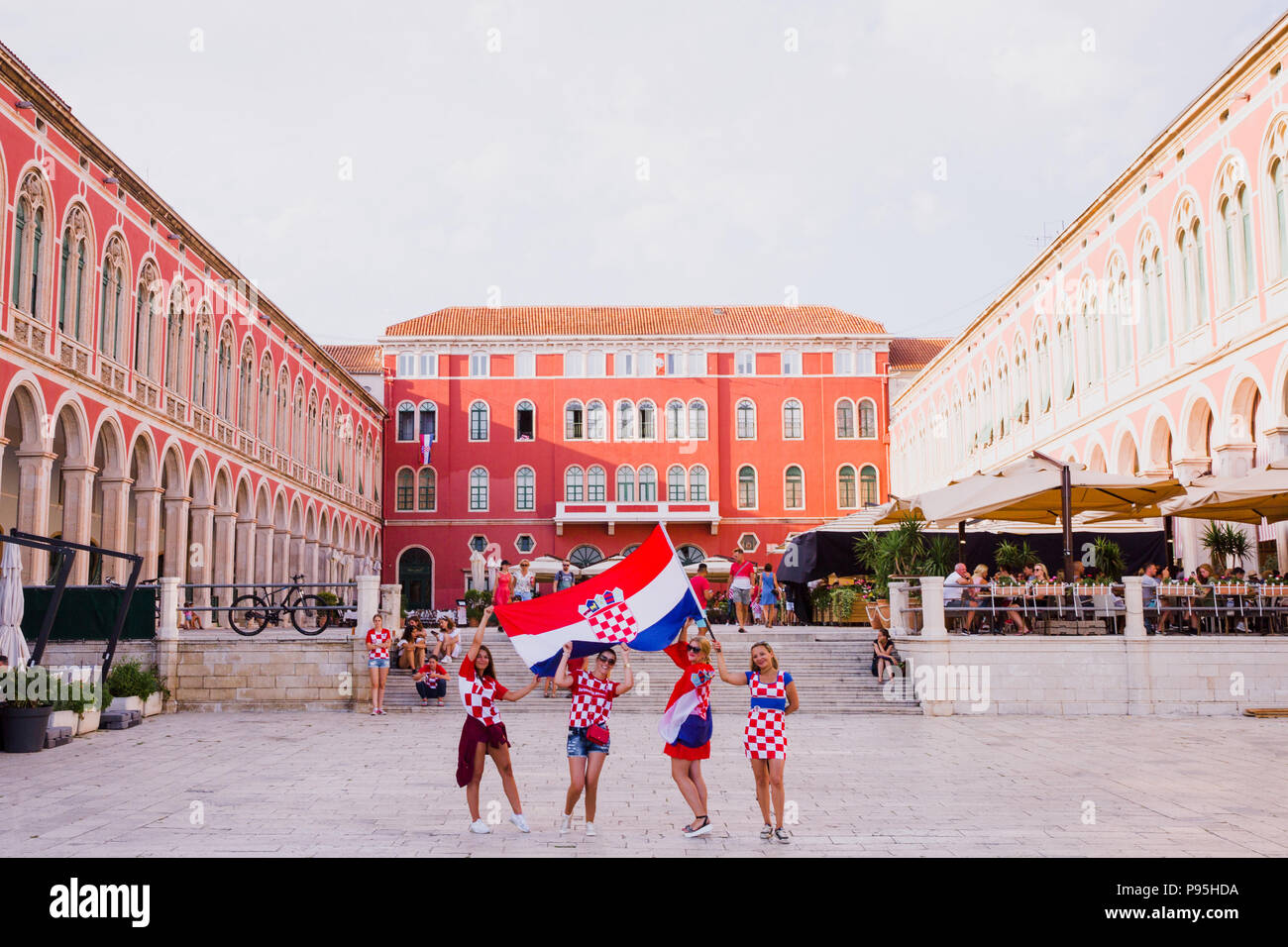 Croatian women Banque de photographies et d’images à haute résolution ...