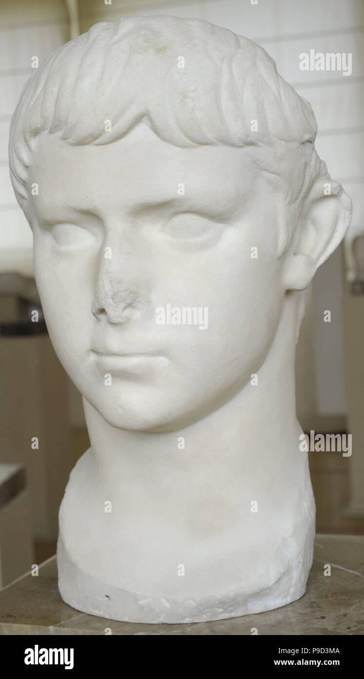 La dynastie des Julio-claudiens Prince. Buste. Le marbre blanc. Période ...