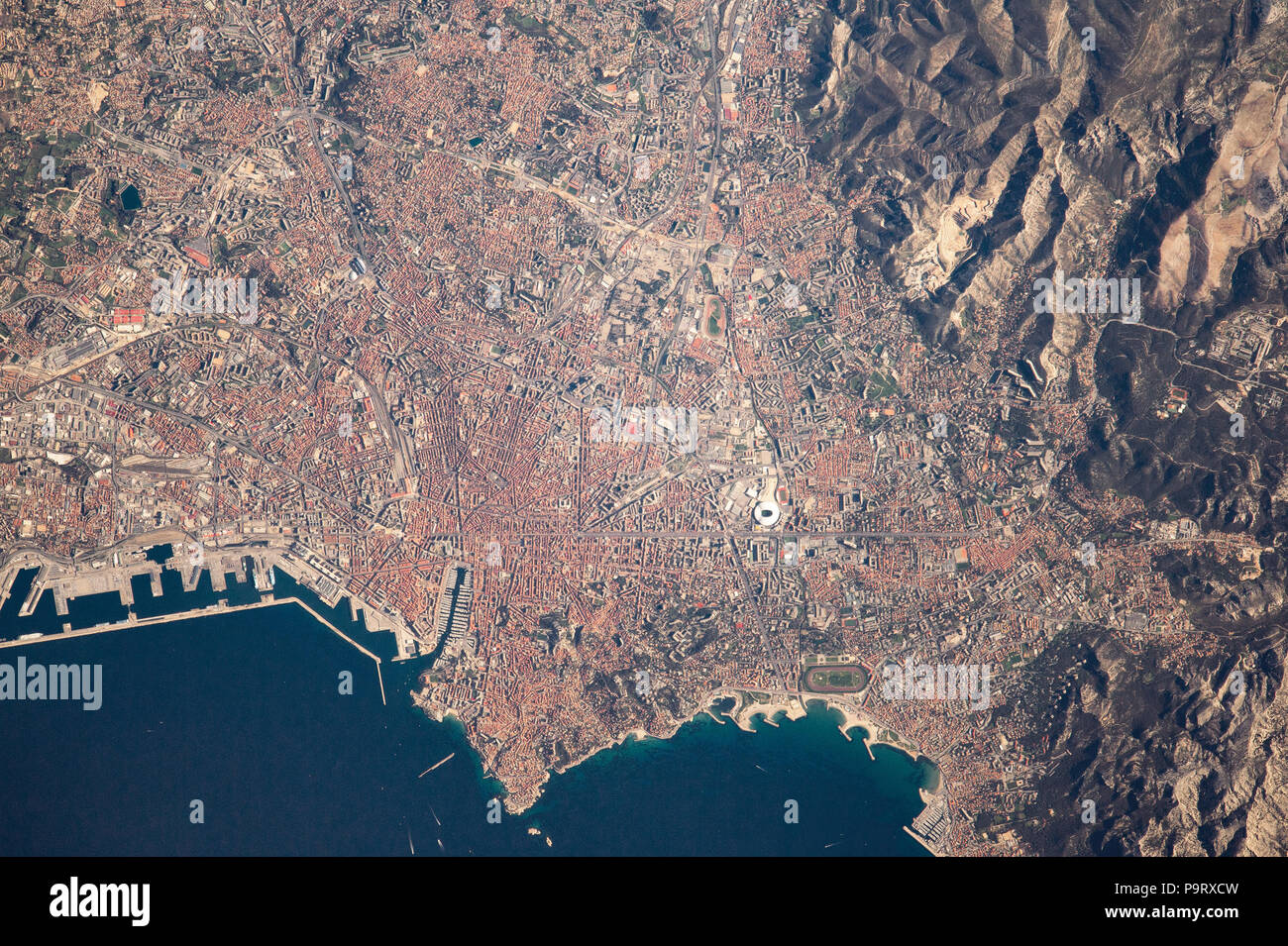 Image satellite de la NASA de Marseille ville et port, France, 19 ...