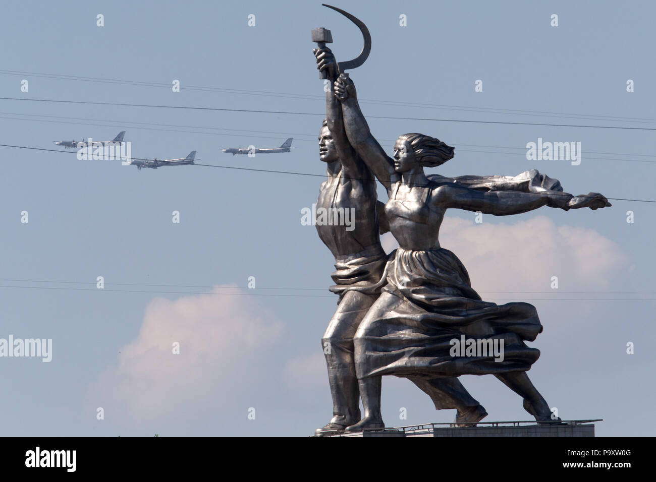 Tupolev tu 444 Banque de photographies et d’images à haute résolution ...