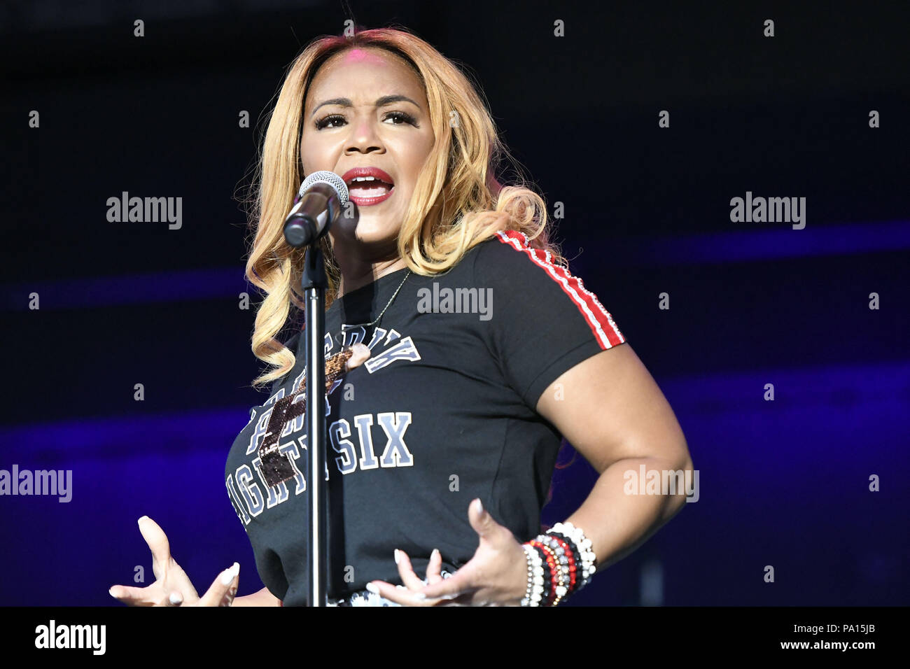 Chanteuse de gospel erica campbell Banque de photographies et d’images ...