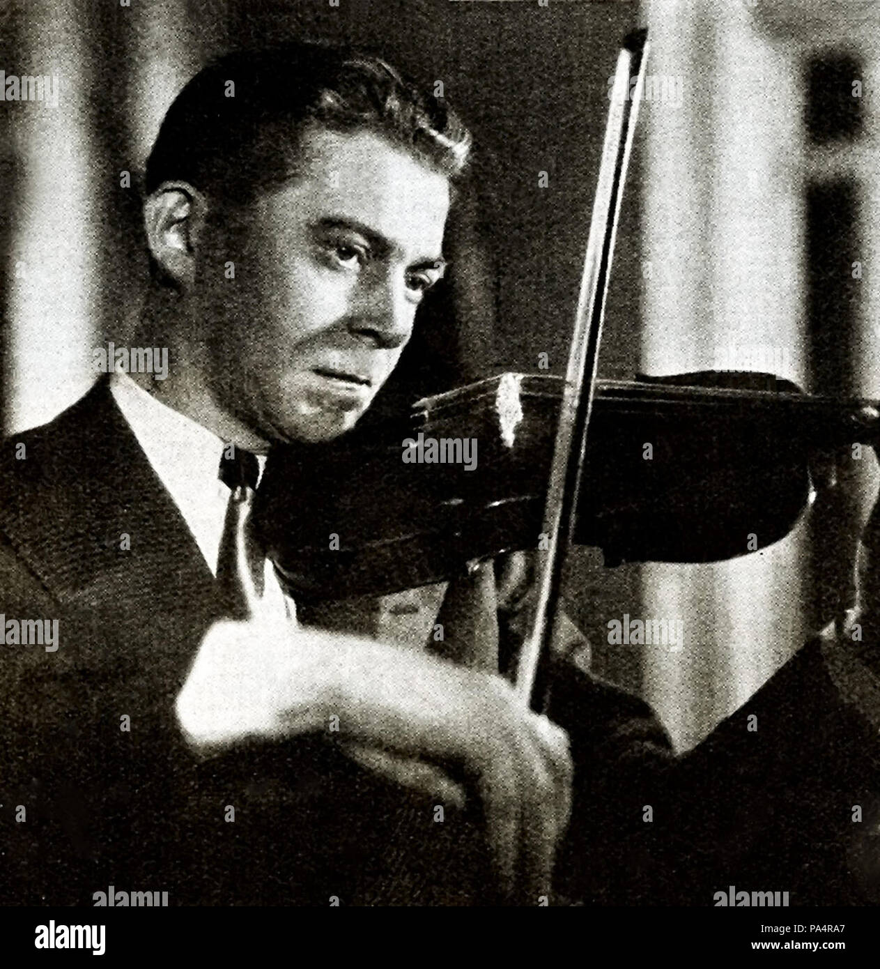 Jean servais Banque de photographies et d’images à haute résolution - Alamy