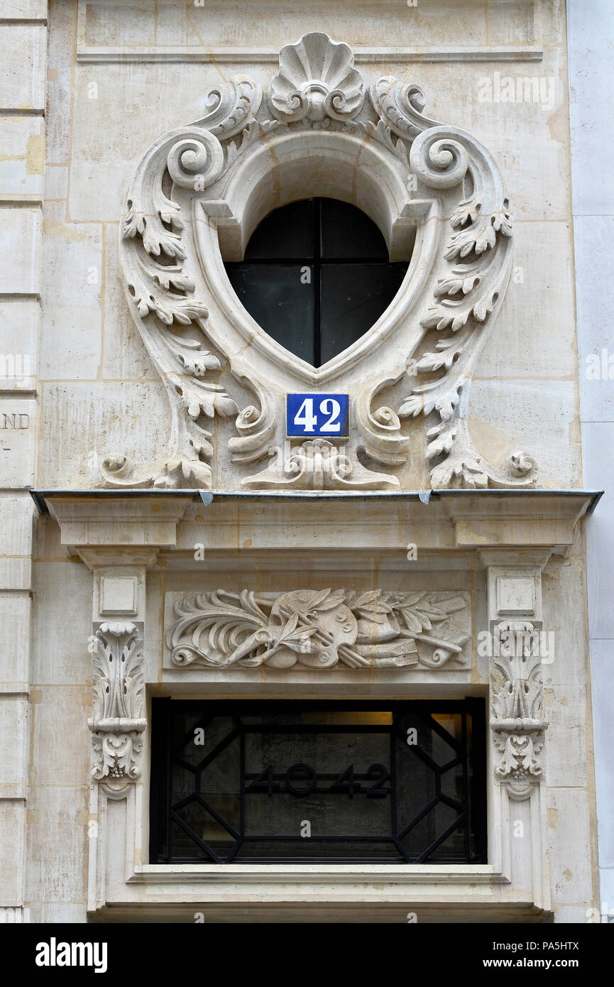 Détails des bâtiments Haussmann - Paris - France Photo Stock - Alamy