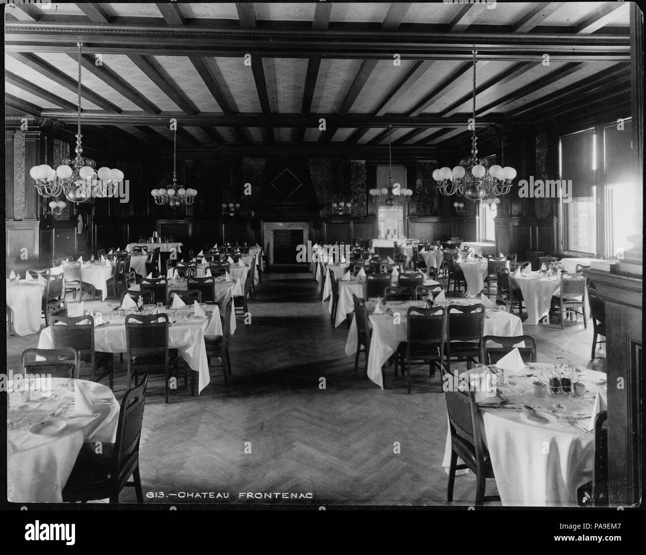 Place terrasse dufferin Banque d'images noir et blanc - Alamy