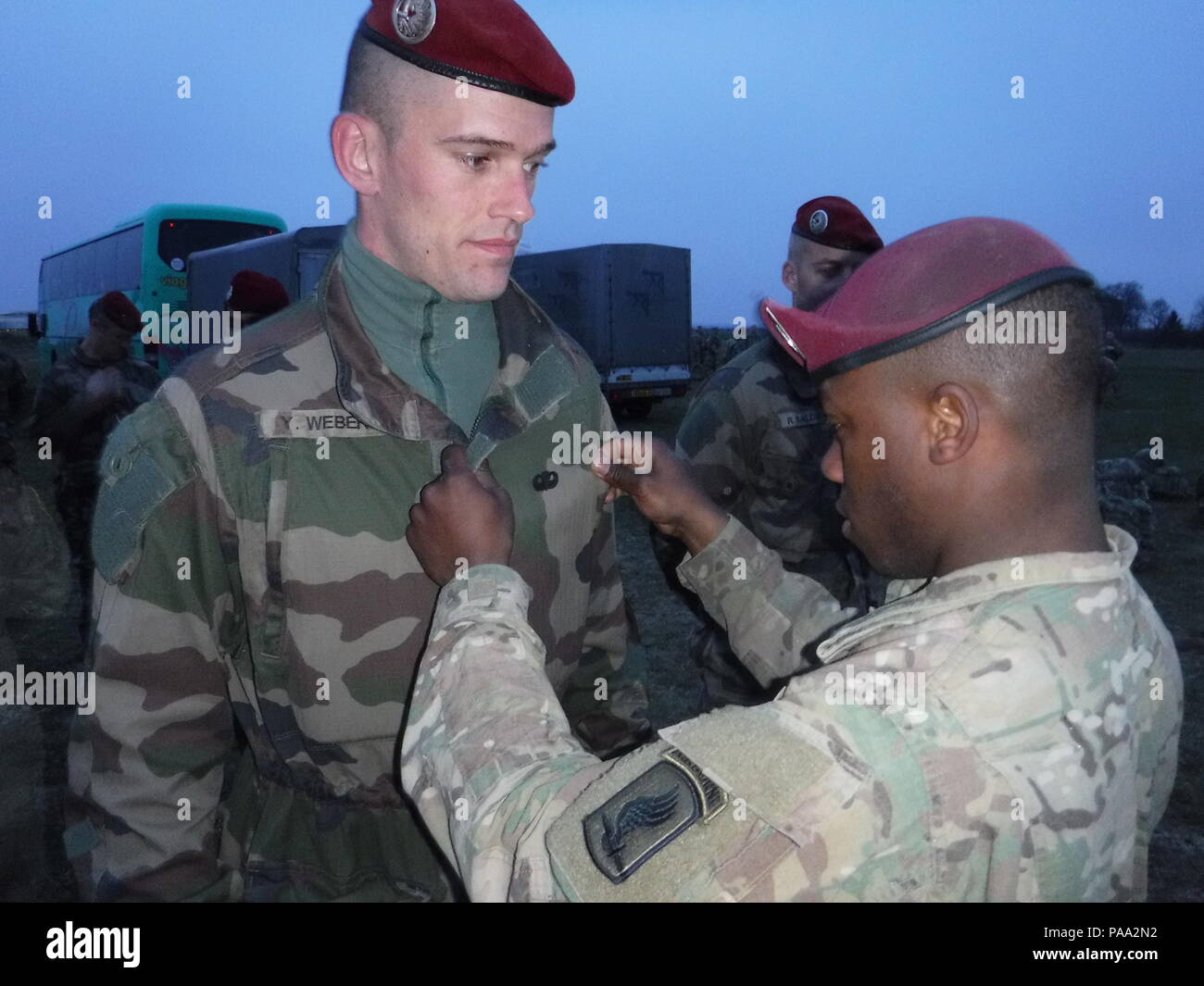 11ème brigade de parachutistes française 35ème régiment d'artillerie de ...