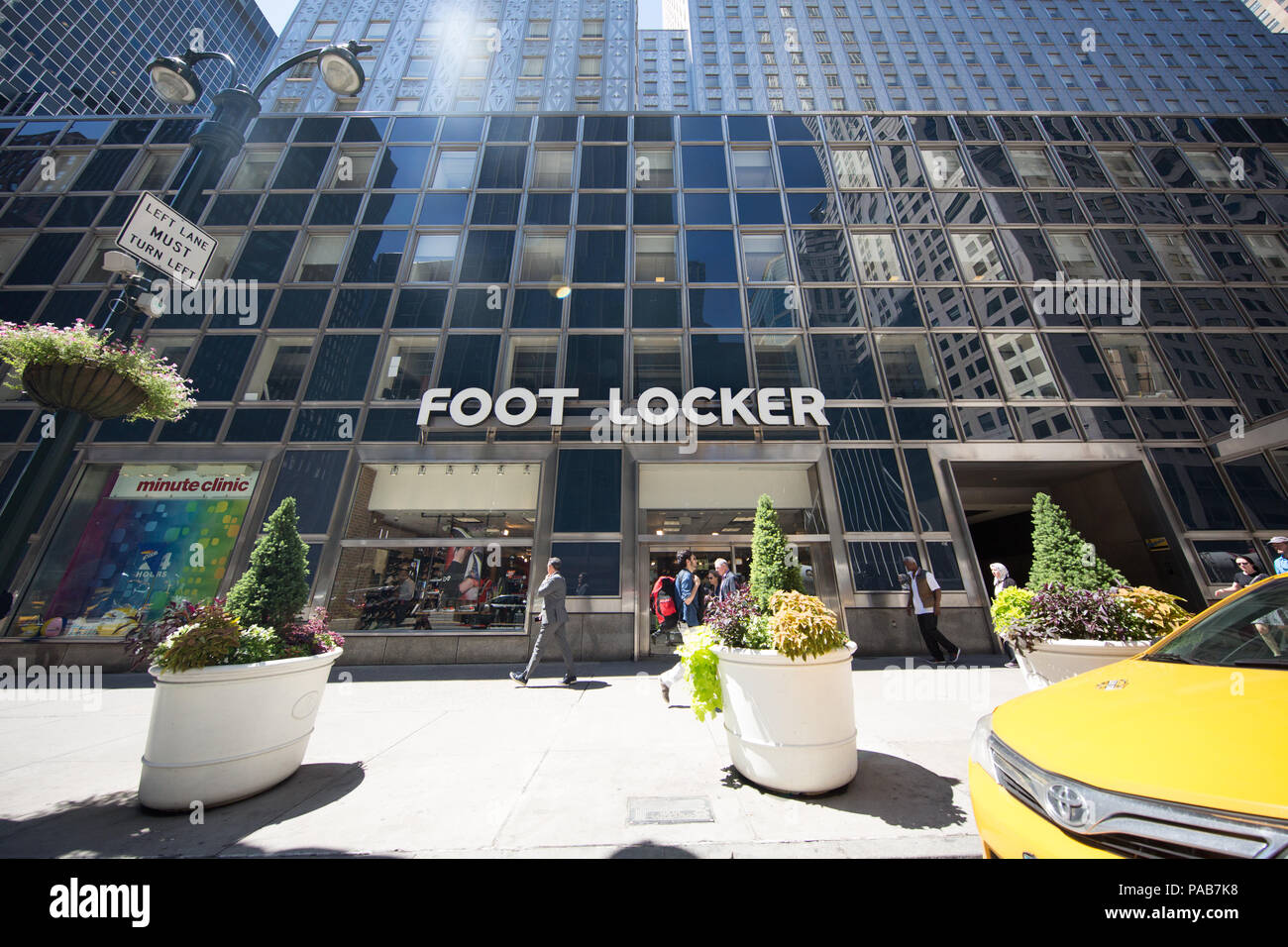 New york city foot locker Banque de photographies et d’images à haute ...