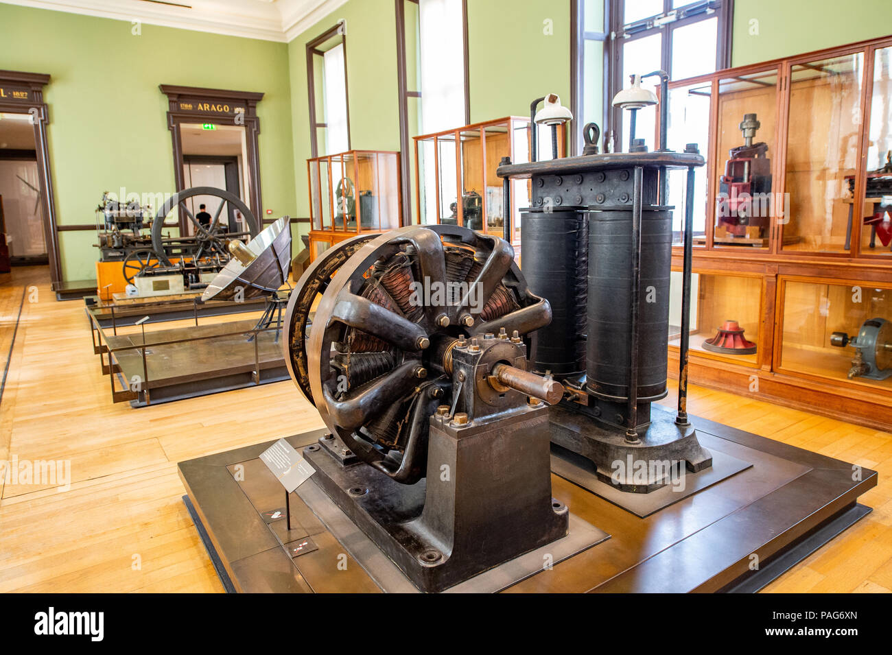 Alternateur électrique, 1892 Photo Stock - Alamy