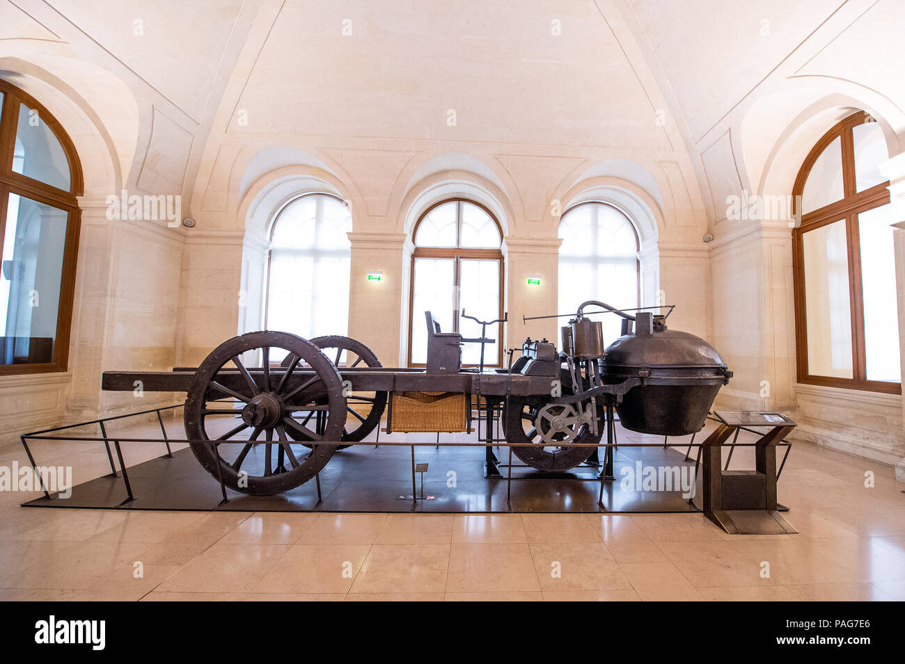 Fardier de cugnot Banque de photographies et d’images à haute ...
