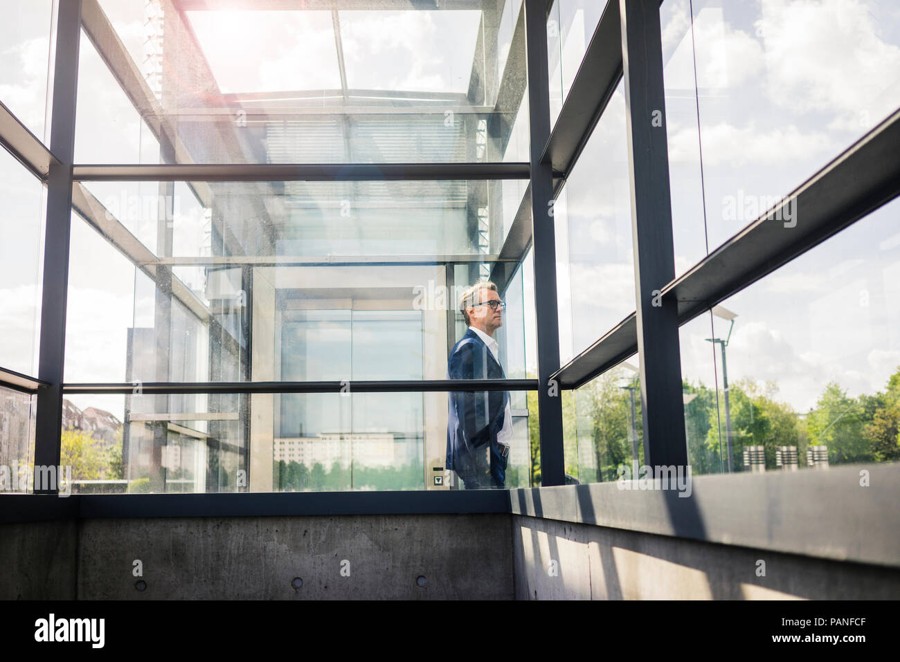 Structure en verre Banque de photographies et d’images à haute ...