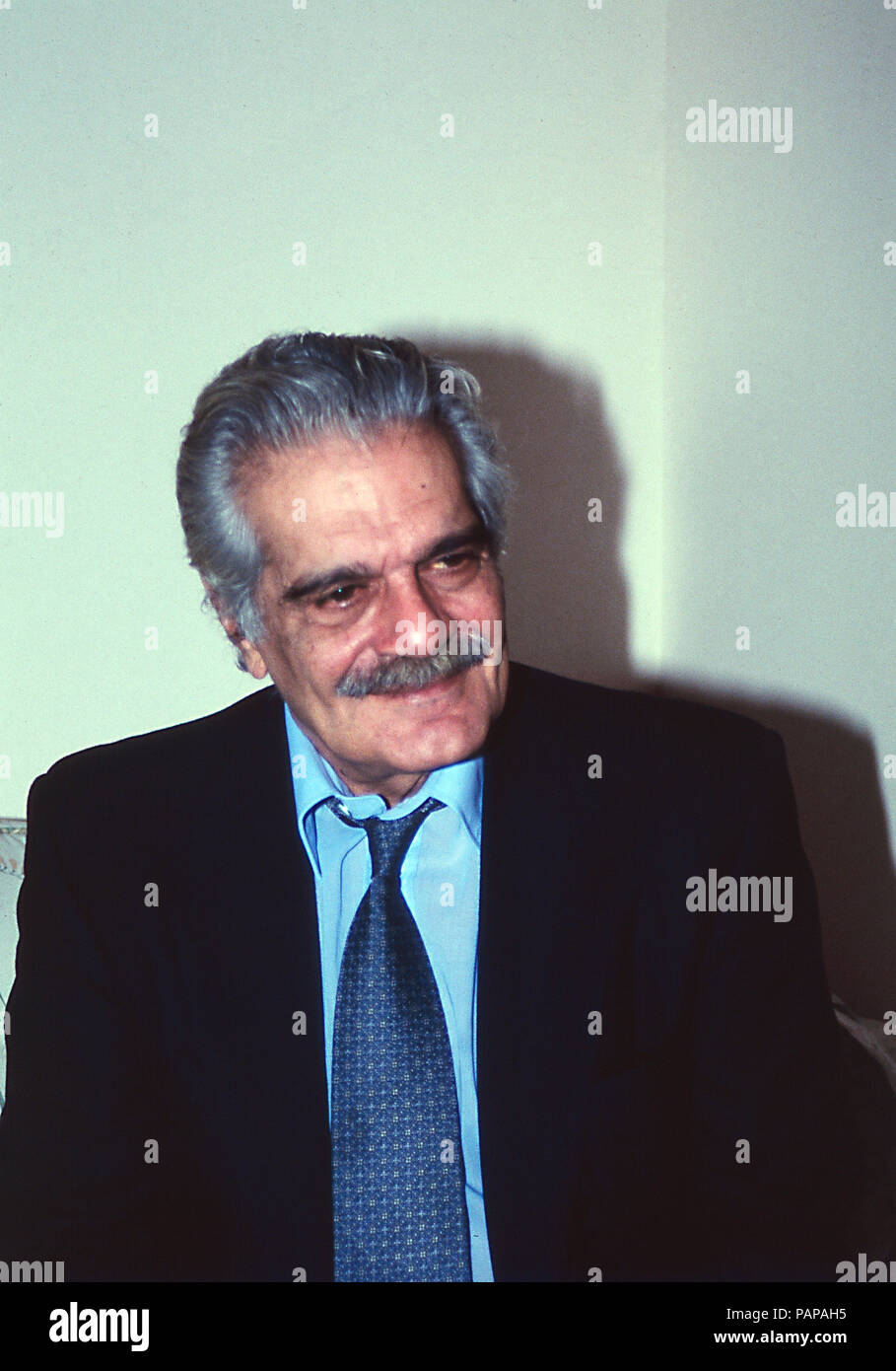 Acteurs et Actrices der ägyptische Omar Sharif Besuch bei einem à ...