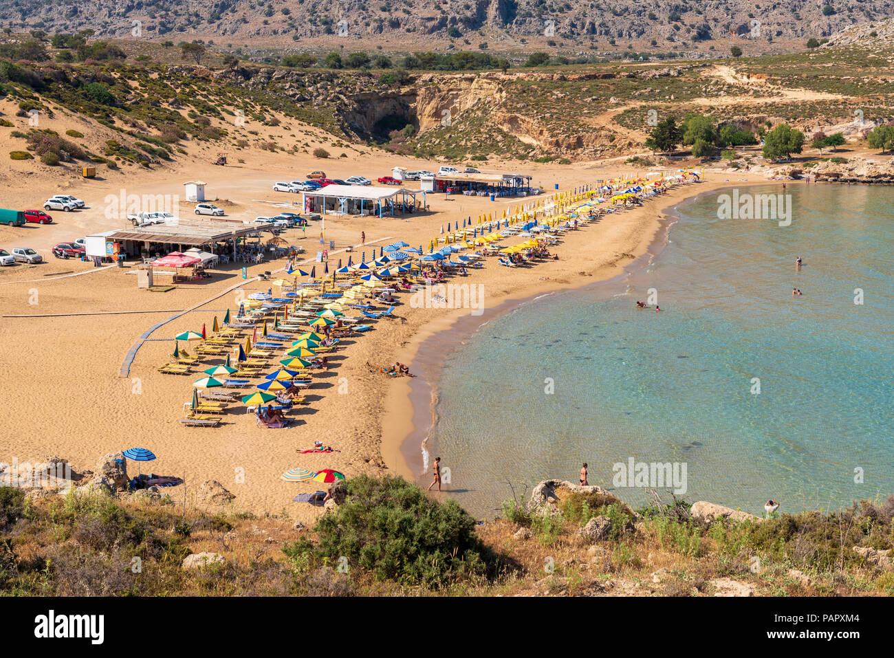 RHODES, GRÈCE - 17 mai 2018 : Avis d'Agathi plage, une des plus belles ...