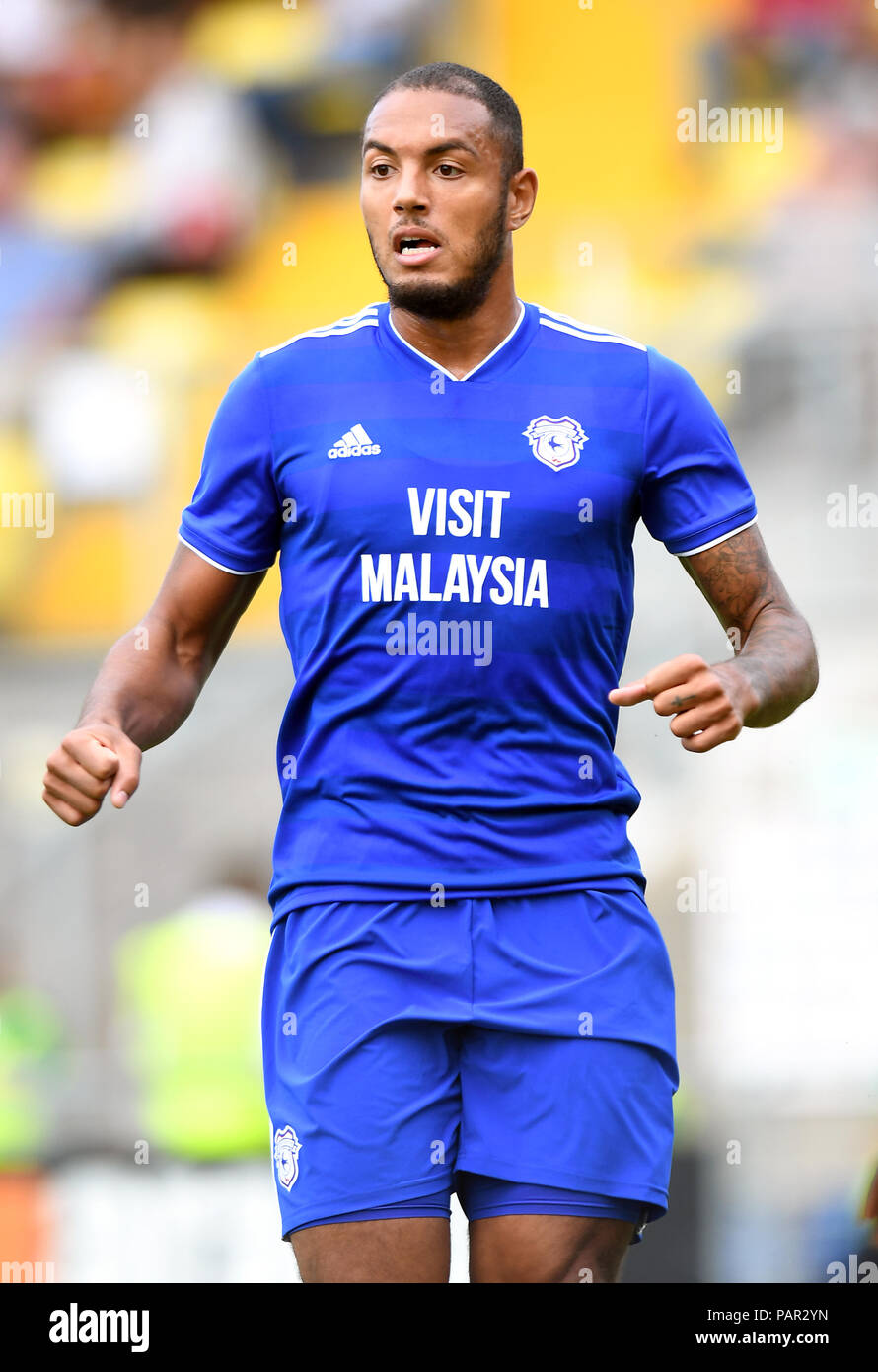 Kenneth zohore Banque de photographies et d’images à haute résolution ... Kenneth zohore Banque de photographies et d’images à haute résolution ...