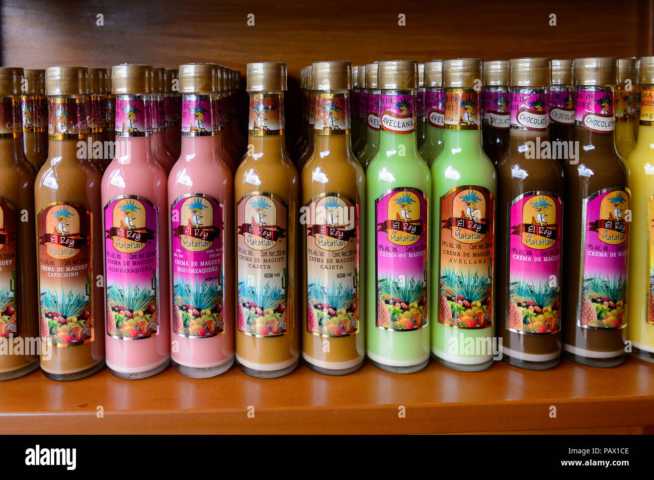 OAXACA, MEXIQUE - 31 OCT 2016 : Les boissons alcoolisées à la trame ...