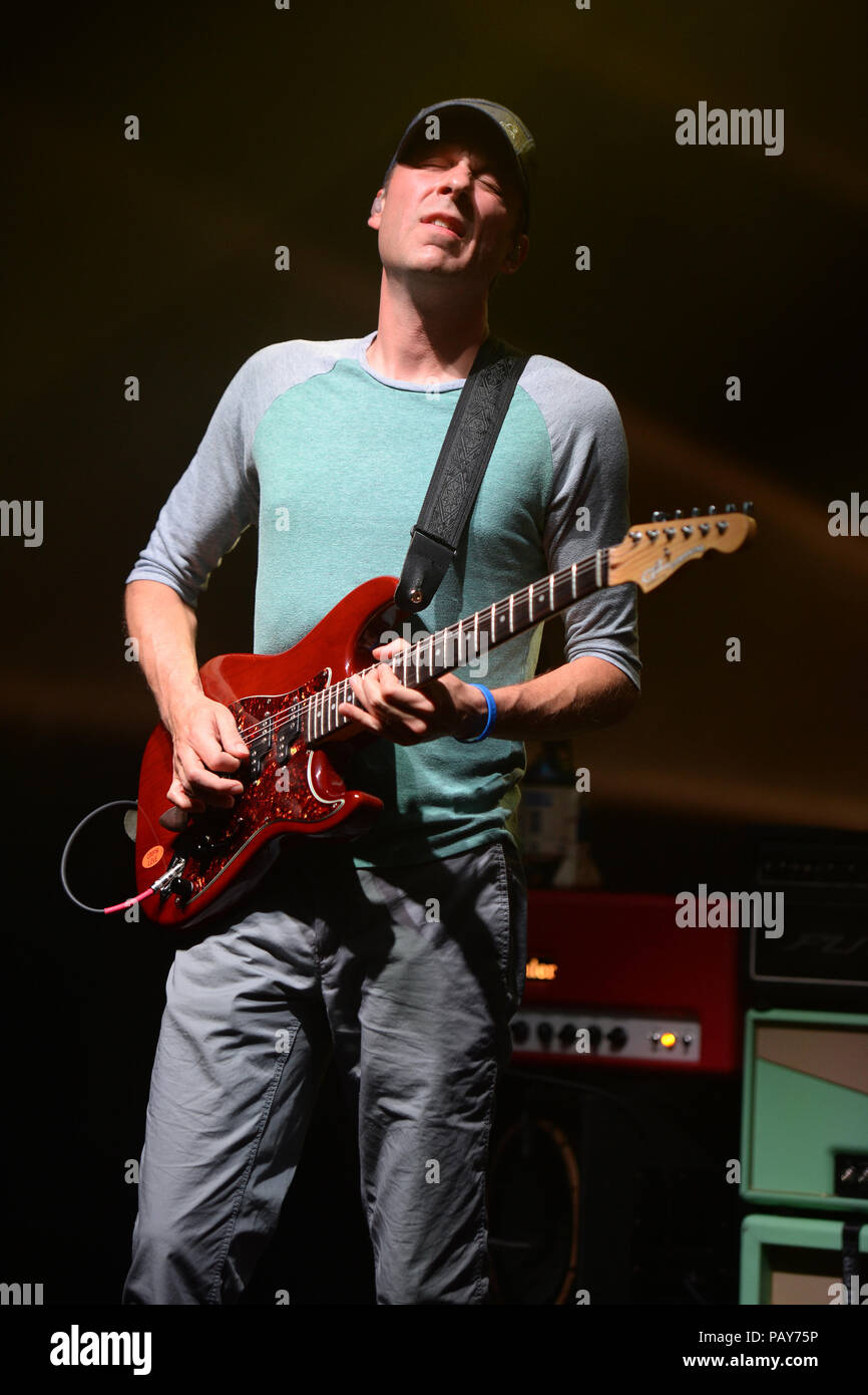 Jake cinninger Banque de photographies et d’images à haute résolution ...