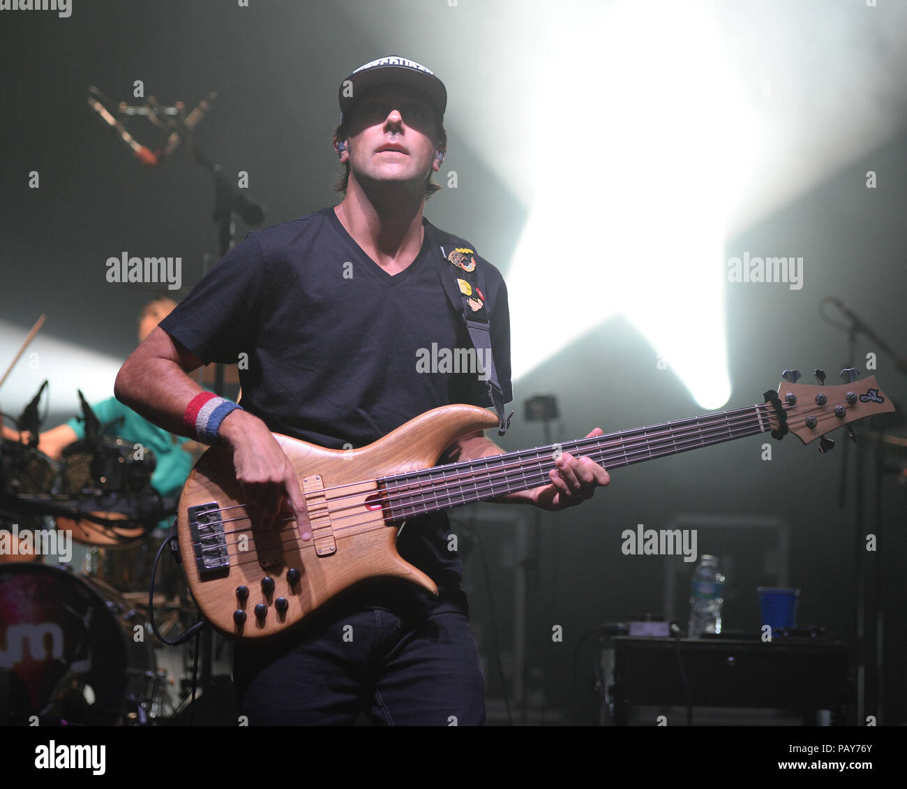 Jake cinninger Banque de photographies et d’images à haute résolution ...