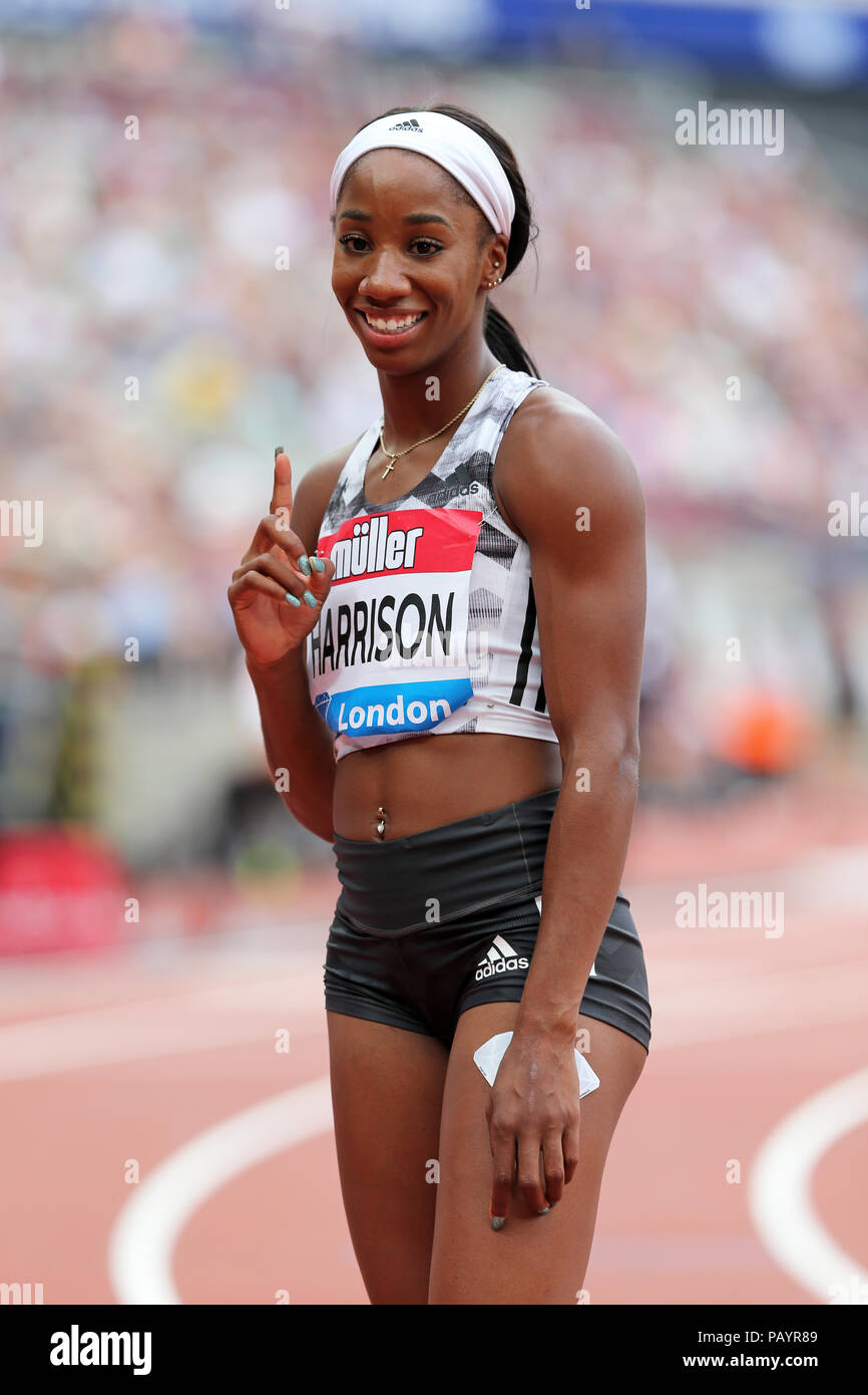 Kendra Harrison (États-Unis d'Amérique) célébrant la victoire dans le ...