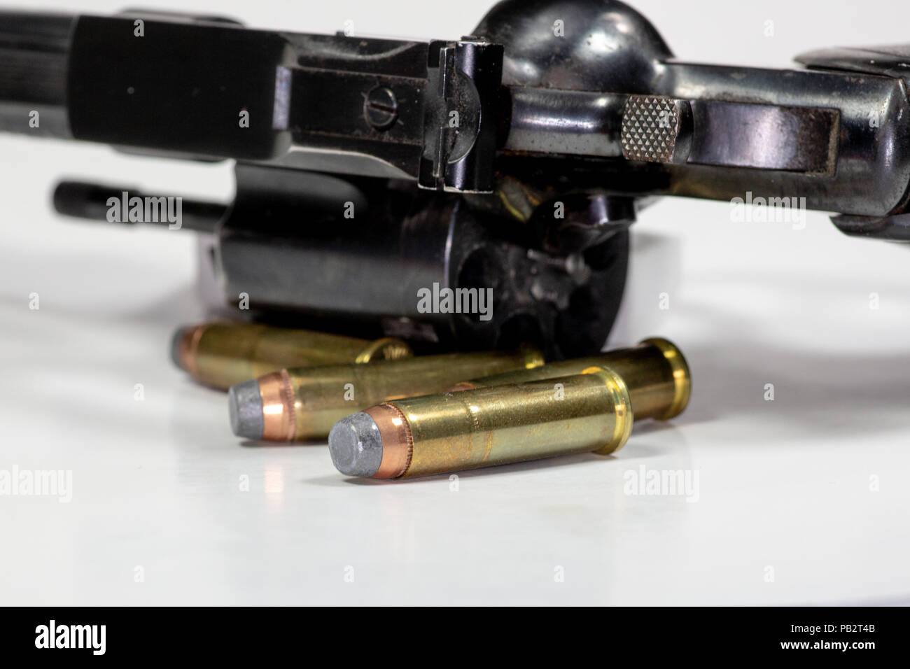 357 magnum Banque de photographies et d’images à haute résolution - Alamy