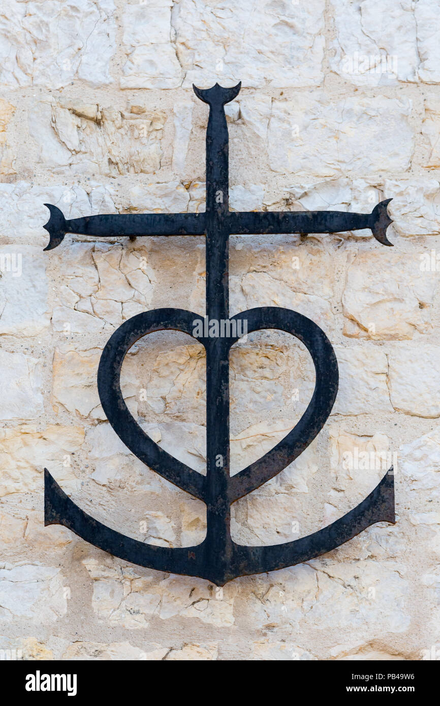 Metal croix de Camargue varoise Saintes Maries de la mer symbolisant ...