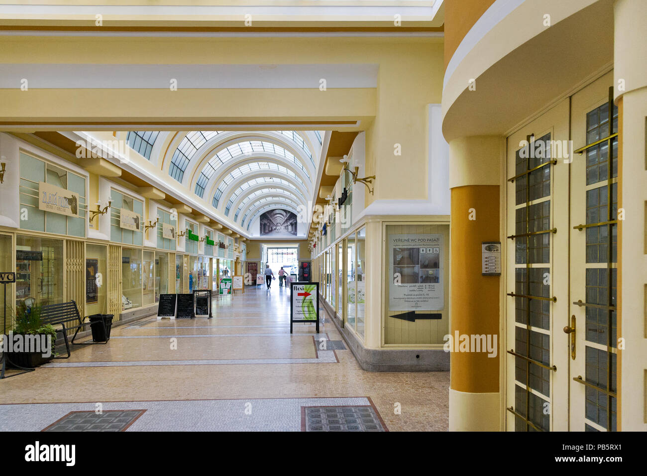 Ladislav machon Banque de photographies et d’images à haute résolution ...