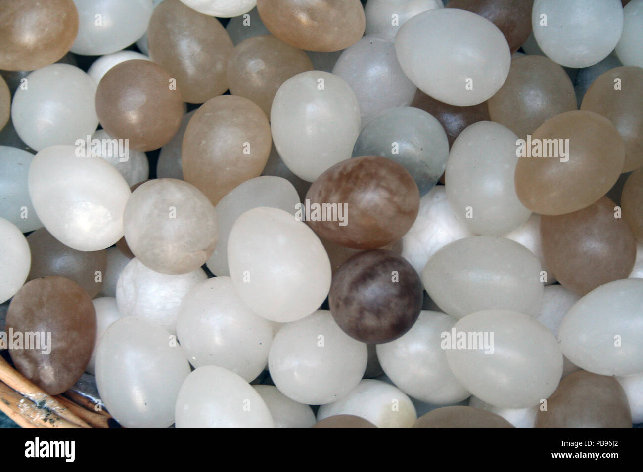 Objets en albâtre Banque de photographies et d’images à haute ...