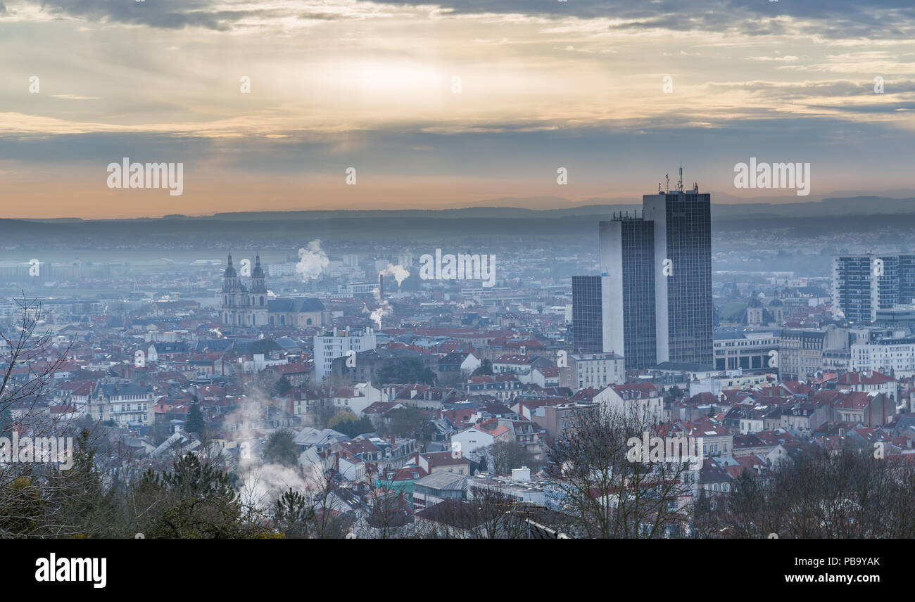 Nancy skyline france europe Banque de photographies et d’images à haute ...