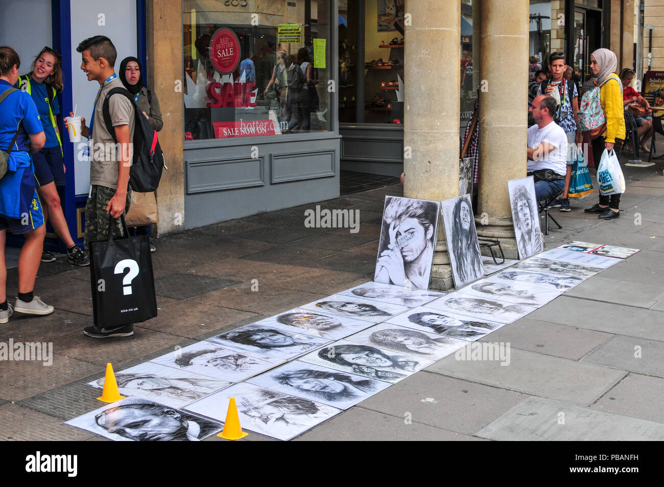 Artiste de rue à Bath Somerset England UK Photo Stock - Alamy