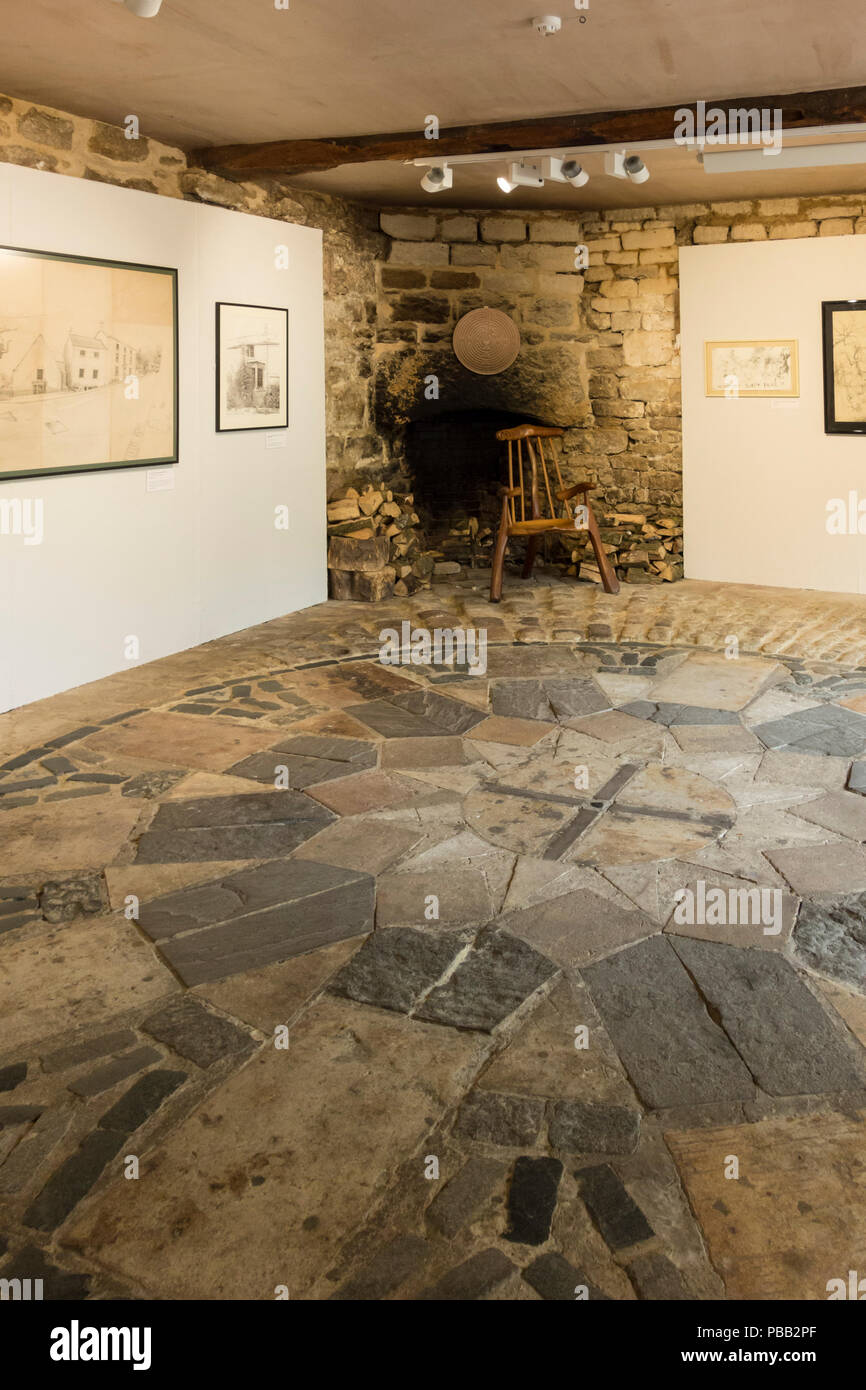 Ruskin mill trust Banque de photographies et d’images à haute ...