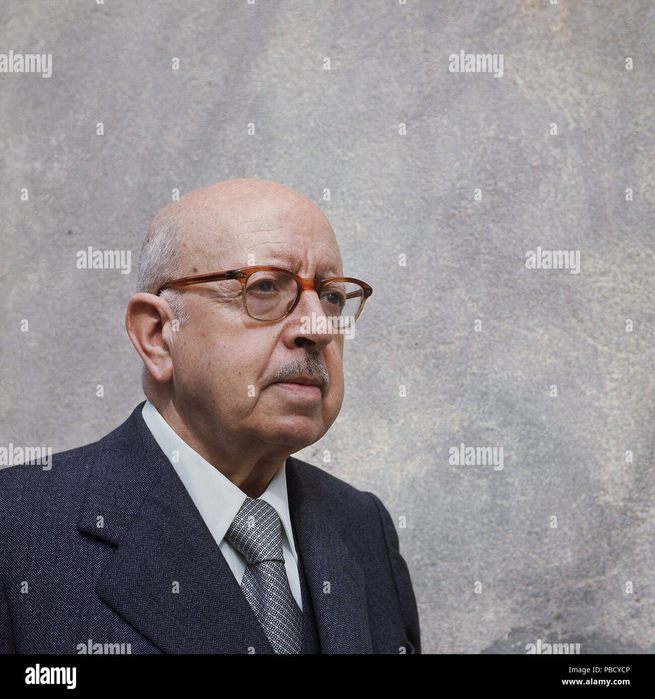 Alonso damaso Banque de photographies et d’images à haute résolution ...