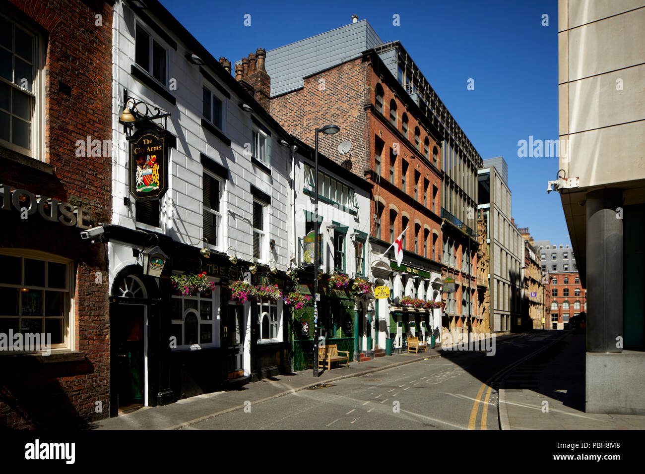 Vie nocturne traditionnelle Banque de photographies et d’images à haute ...