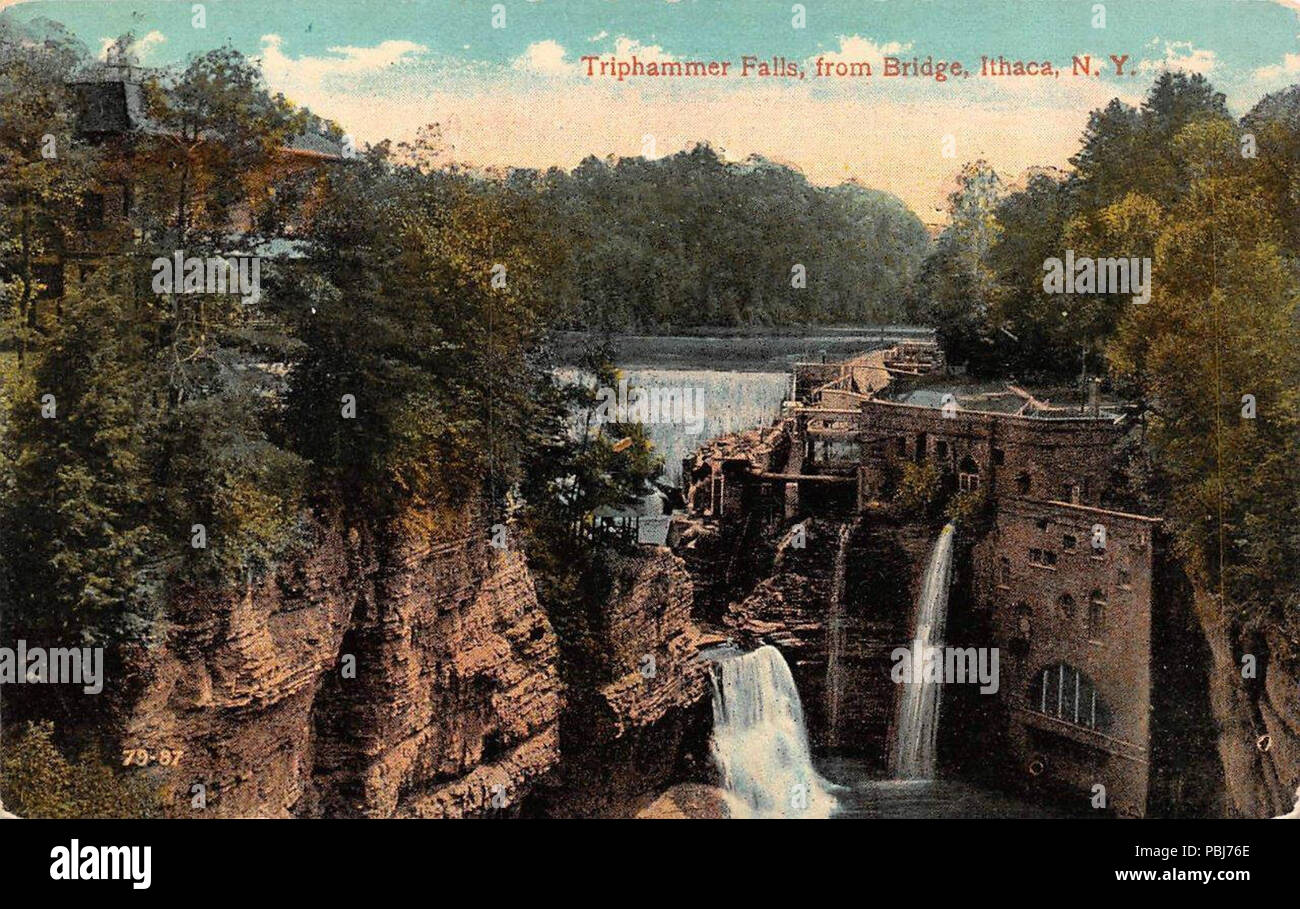 Triphammer falls Banque de photographies et d’images à haute résolution ...