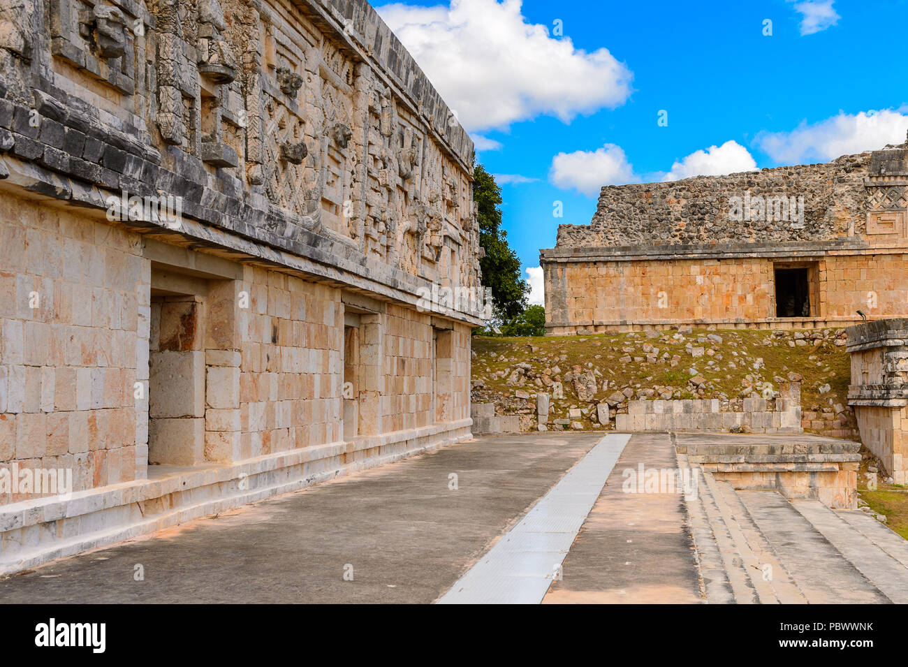 Bâtiment de la Nonnerie, Uxmal, une ancienne ville maya de la période ...
