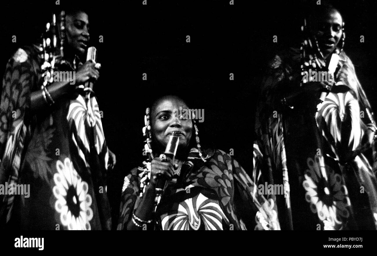 Miriam makeba Banque de photographies et d’images à haute résolution ...