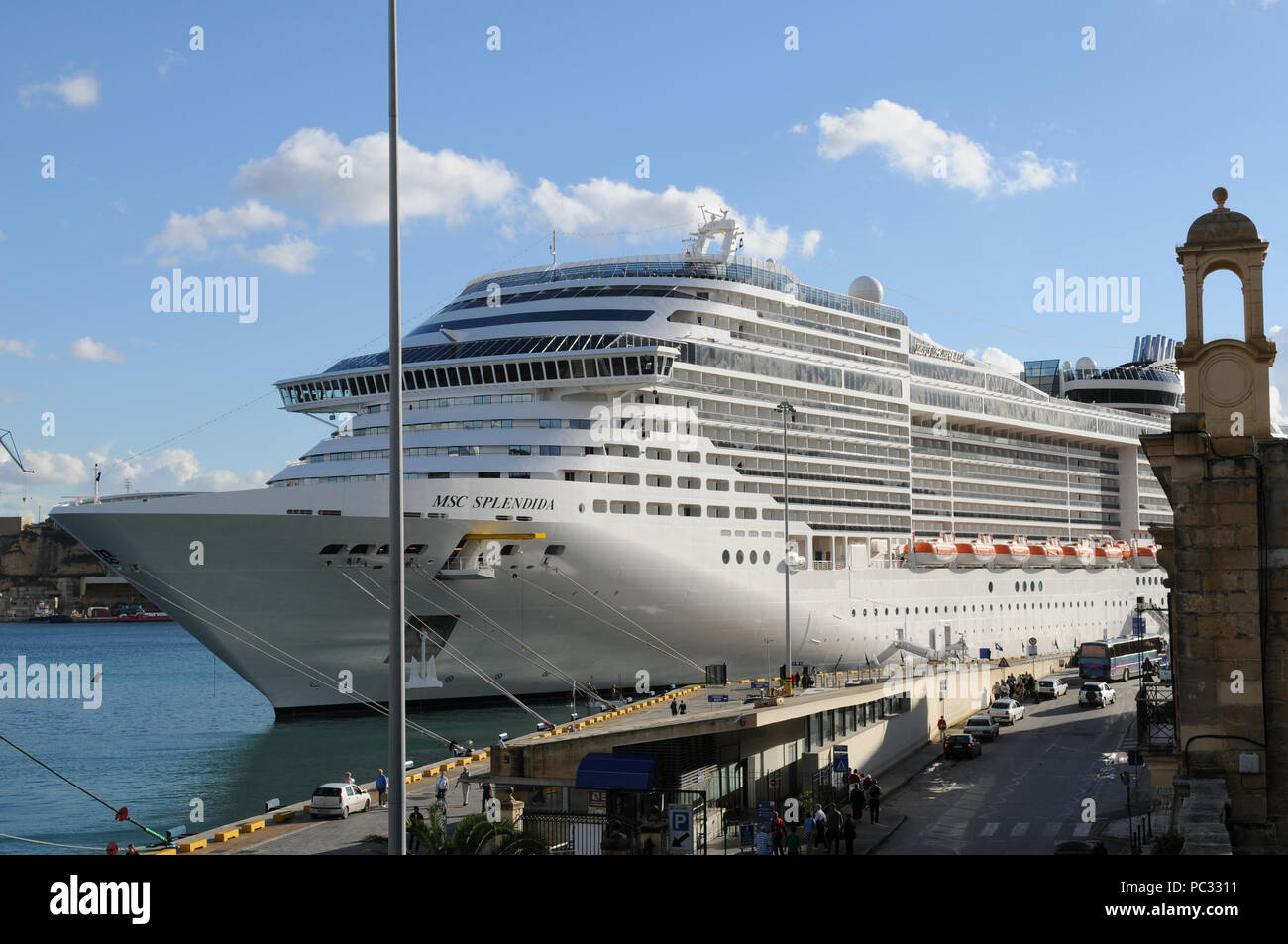 Msc splendida cruise ship Banque de photographies et d’images à haute ...