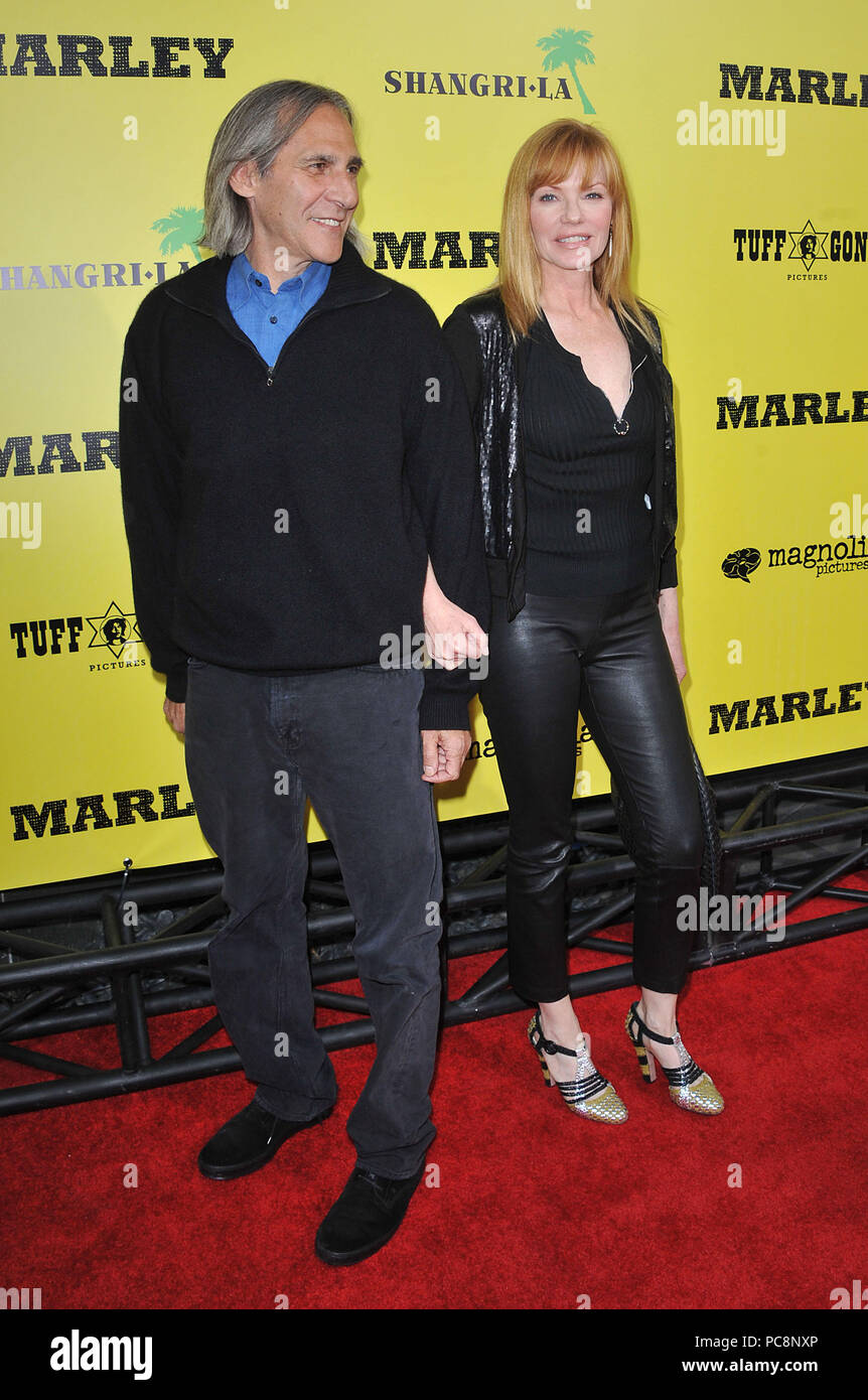 Marg Helgenberger, Alan Finkelstein à Marley Premiere à l'Acrlight ...