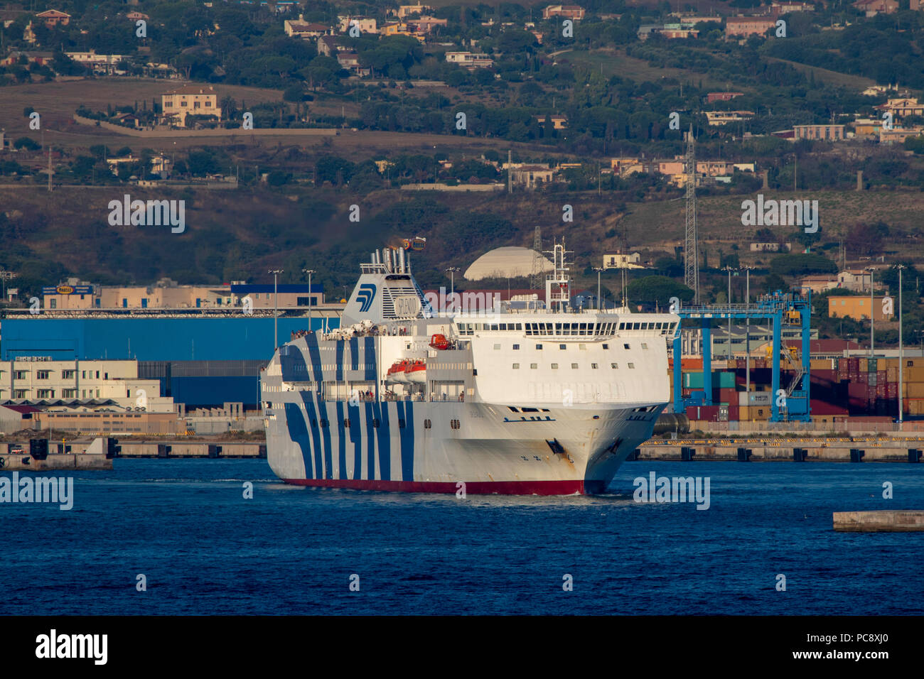 Gnv splendid Banque de photographies et d’images à haute résolution - Alamy