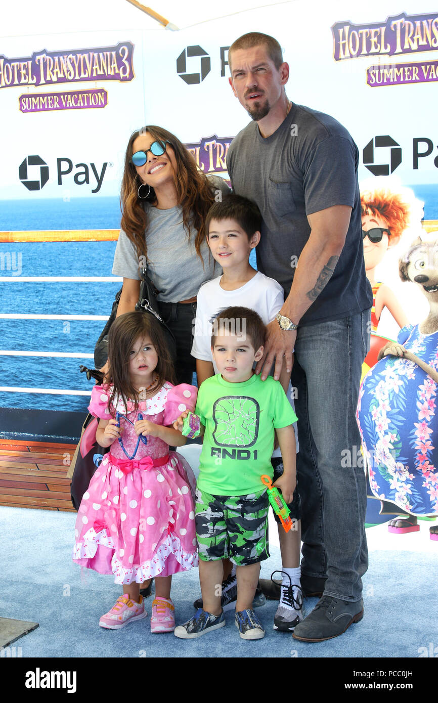 Steve howey and william wolf Banque de photographies et d’images à haute résolution - Alamy