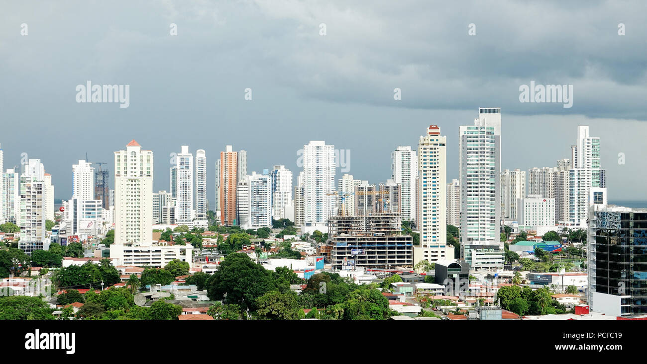 La ville de Panama-PANAMA-DEC 8, 2016 : Vue de la ville moderne de la ...