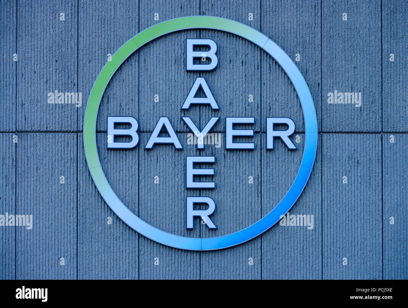Bayer Logo Bayer Logo Banque d'image et photos - Alamy
