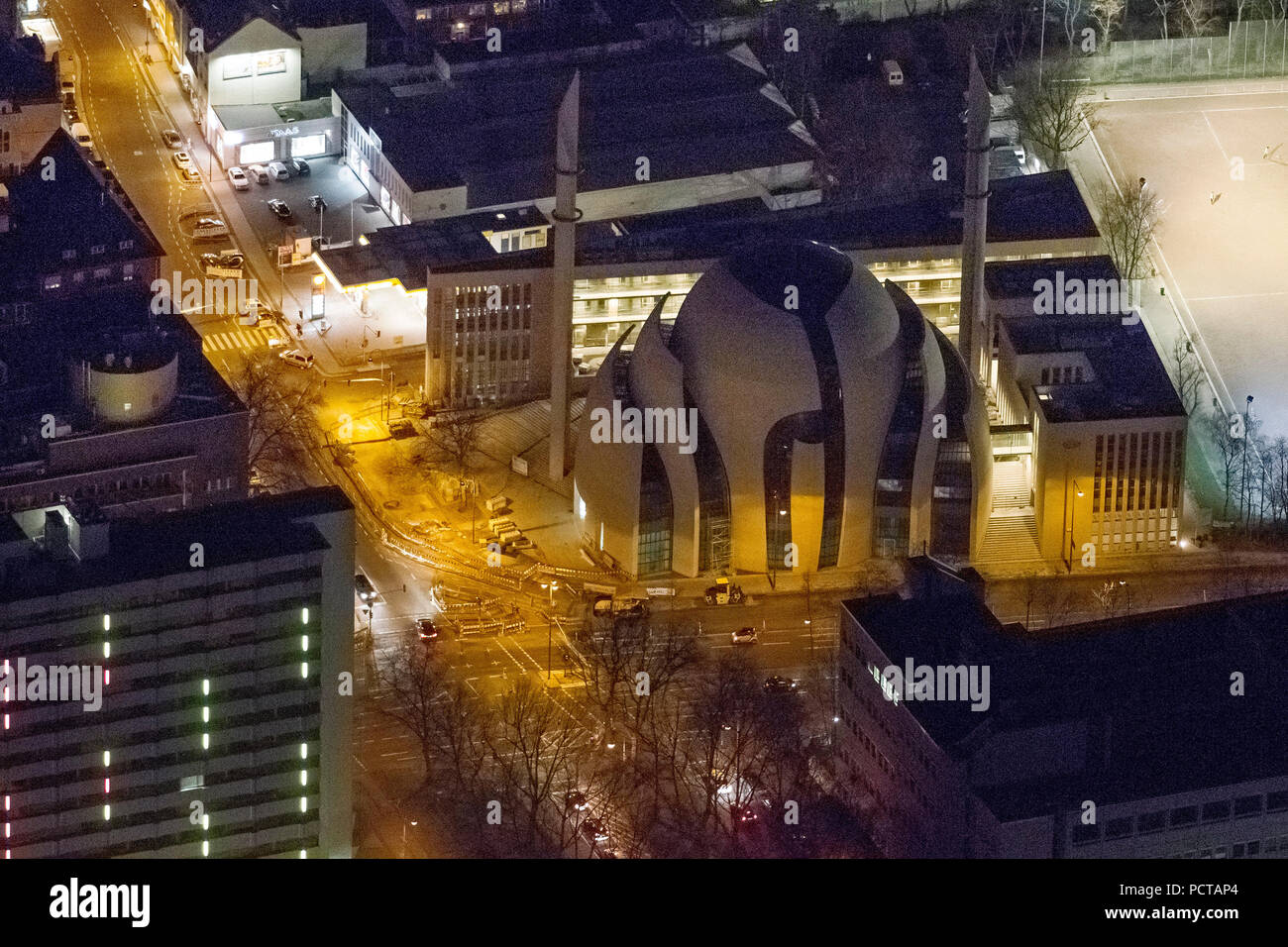 Cologne central mosque in cologne Banque de photographies et d’images à ...
