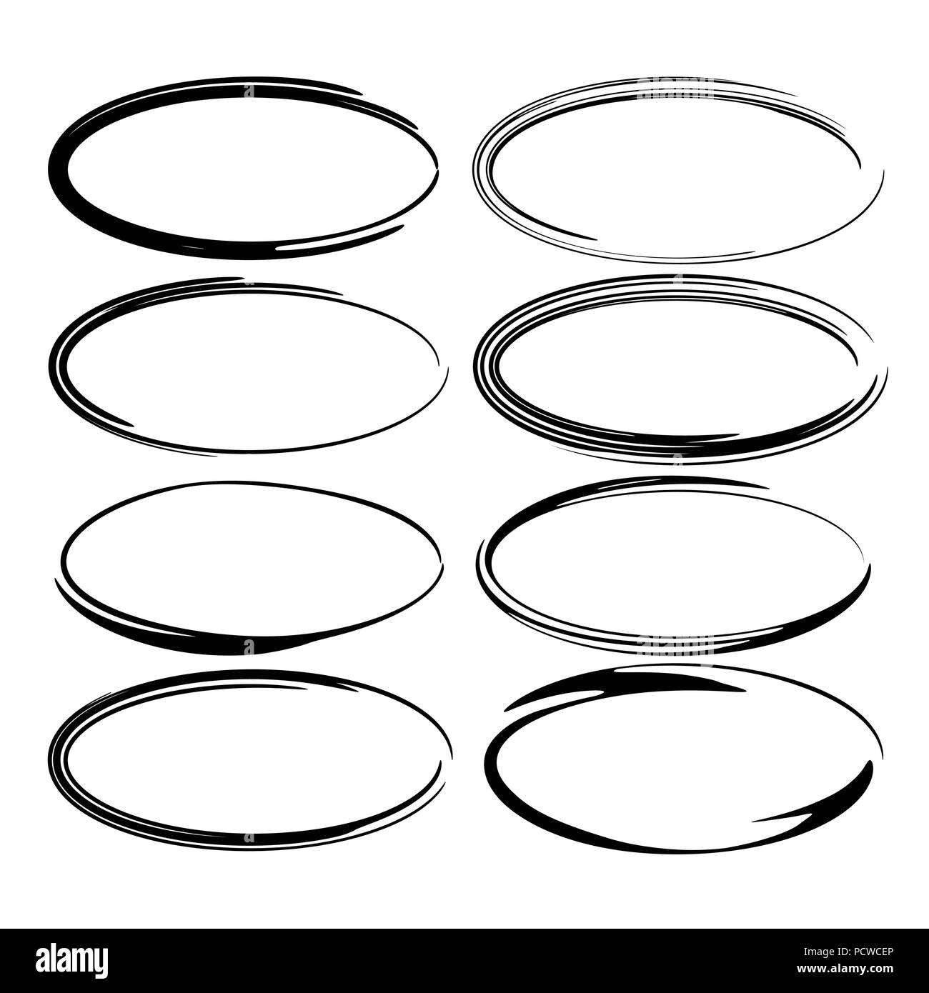 Ensemble d'ovale noir grunge frames. Vector illustration Image ...
