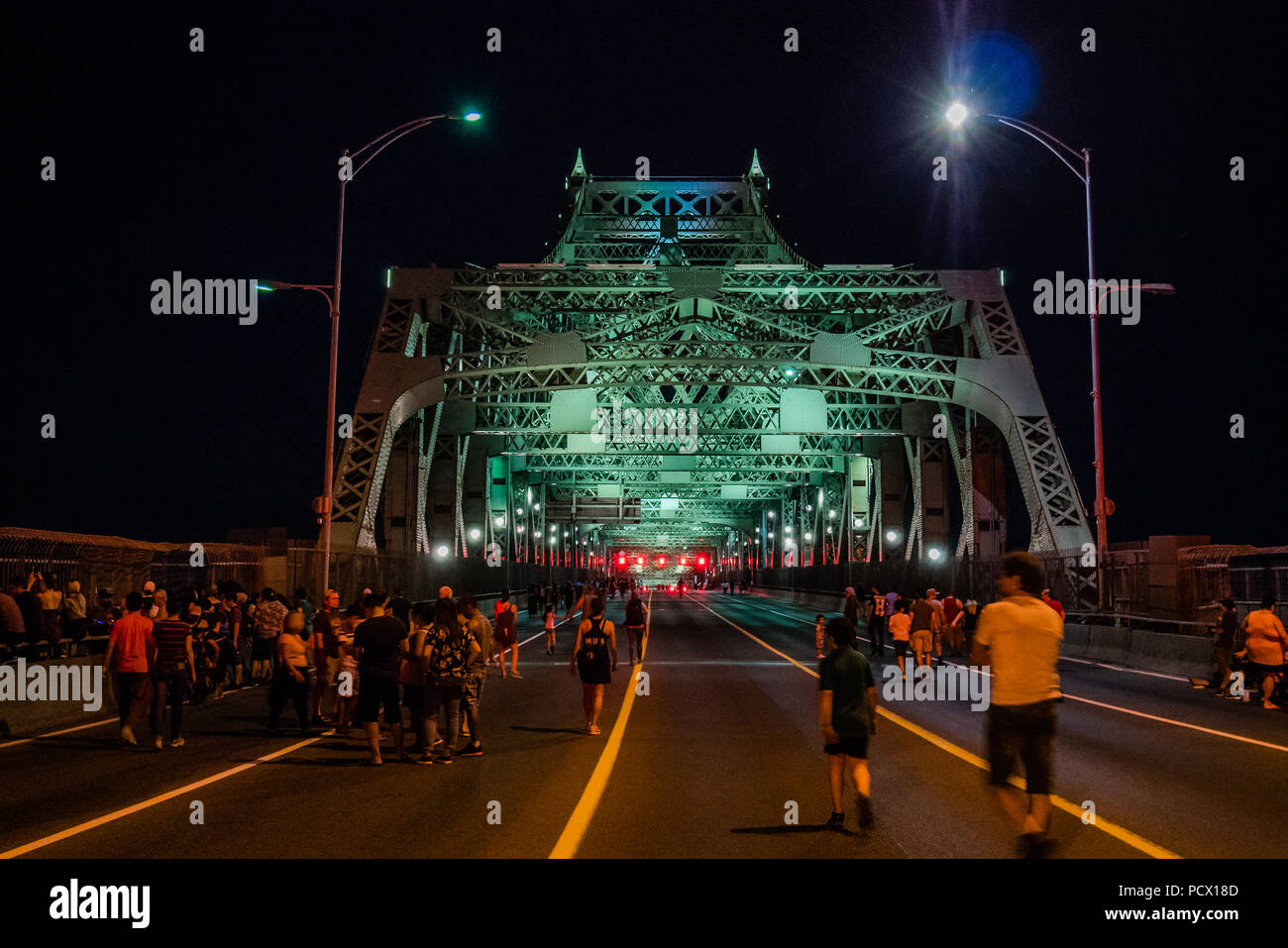 Montreal bridge Banque de photographies et d’images à haute résolution ...