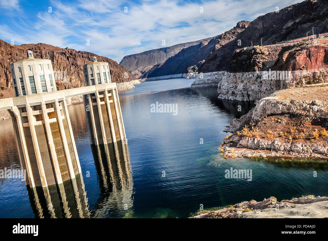 Barrage hoover et hydromel du lac Banque de photographies et d’images à ...