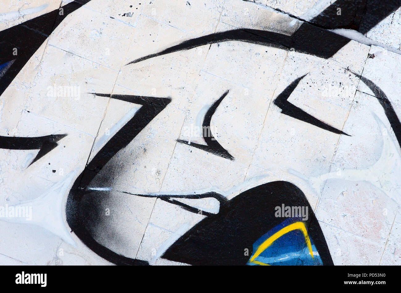 Le vieux mur, peint en couleur rouge dessin graffiti peintures en ...