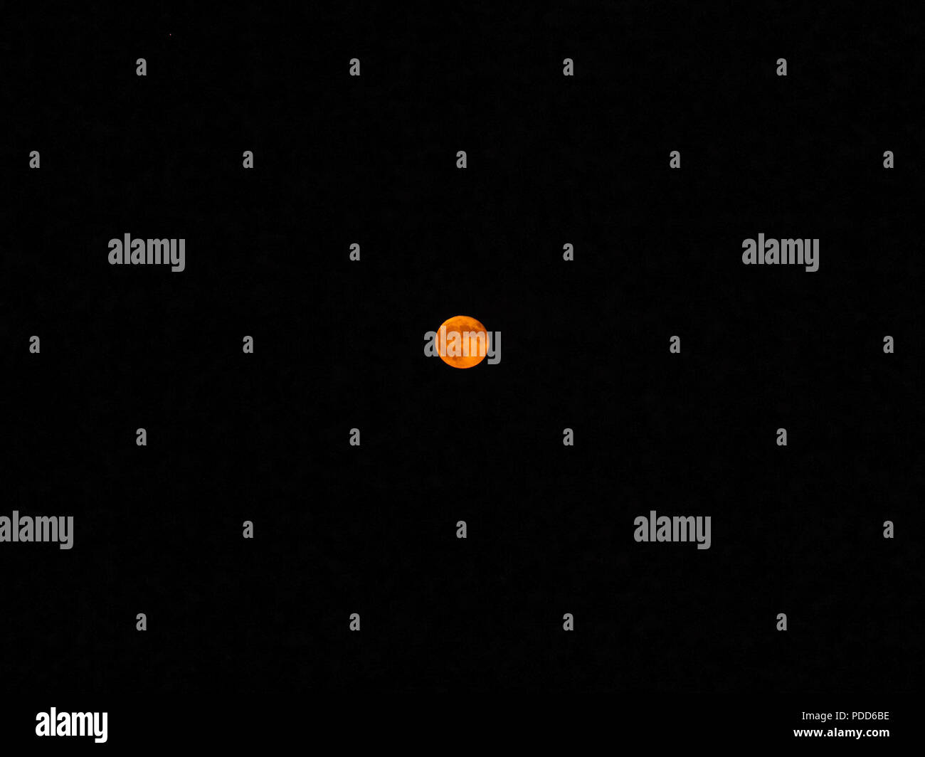 Nuit moon Banque de photographies et d’images à haute résolution - Alamy