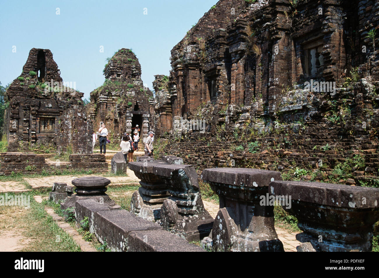 Temples en ruine Banque de photographies et d’images à haute résolution ...