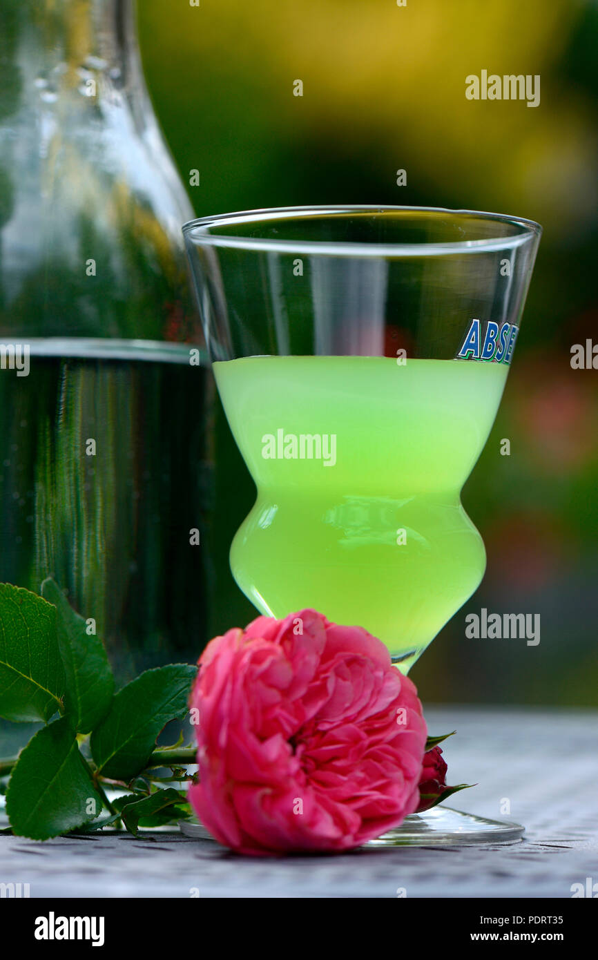 Absinthe absinthe Banque de photographies et d’images à haute ...