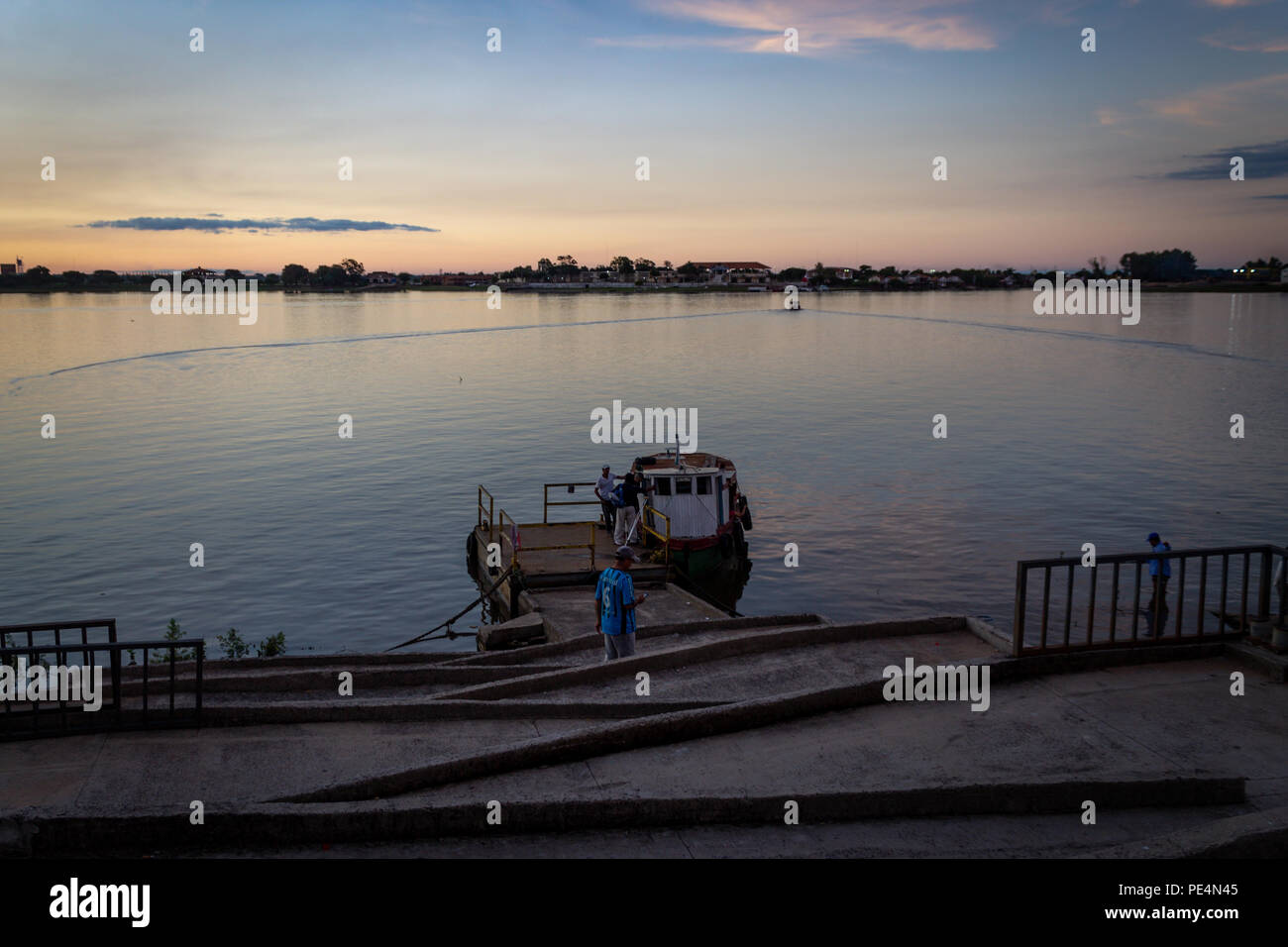 Le port d'asuncion paraguay Banque de photographies et d’images à haute ...